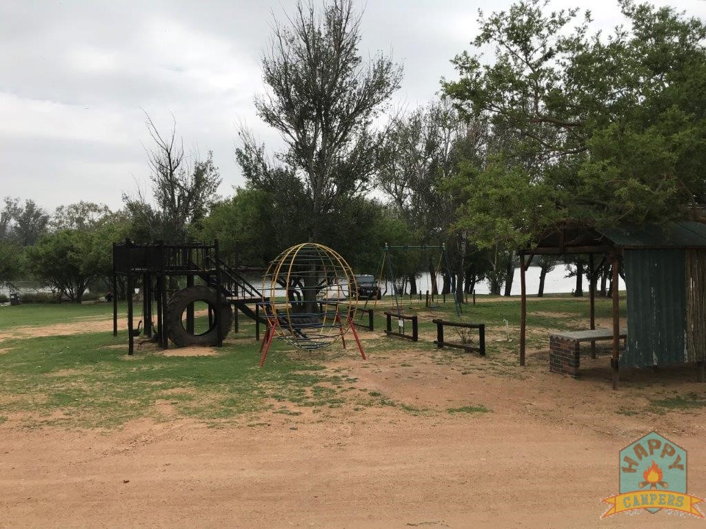 Camp Resort Review | Dimalachite River Lodge – Happy Campers SA